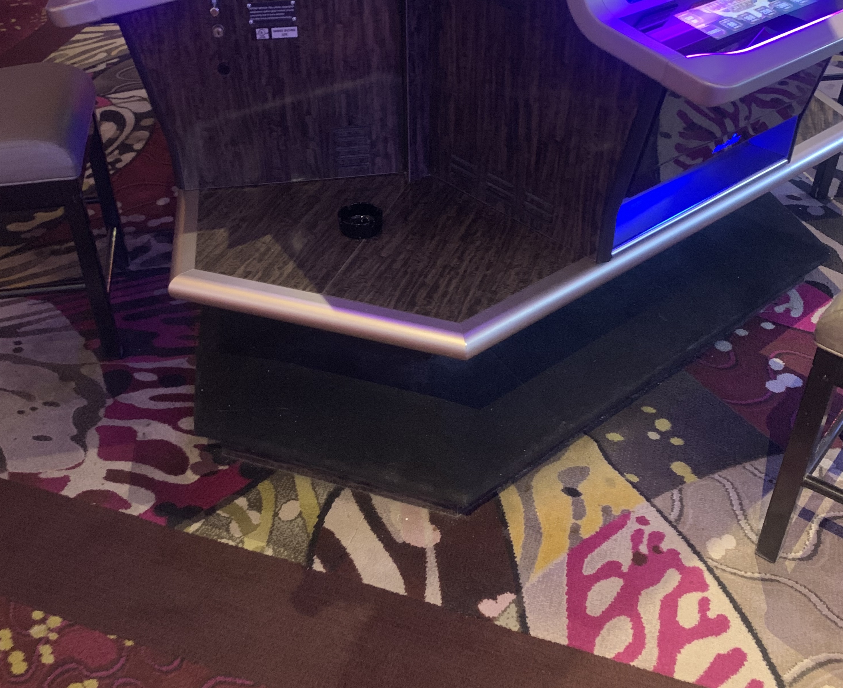 VSR "4 Hole" slot stands